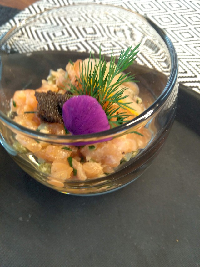 Flower Power Menu with honey | Programme | Flower Power Festival ...